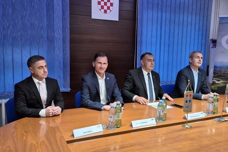 HDZ KZŽ: Primorac će biti novi hrvatskih predsjednik, a...