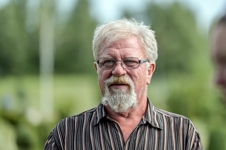 „Zeleni kipar” Vladimir Flegar i njegova supruga Anica...