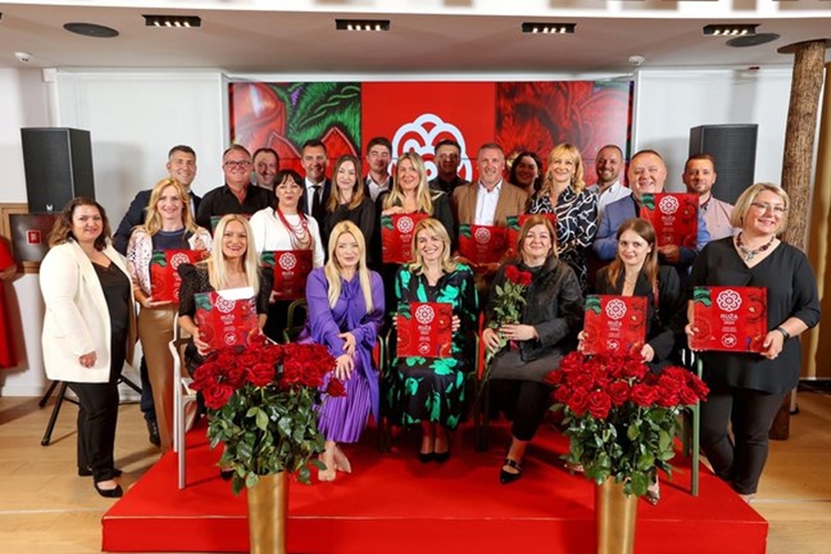 Održana "Ruža Zagrebačke županije", nagrađeno 18...